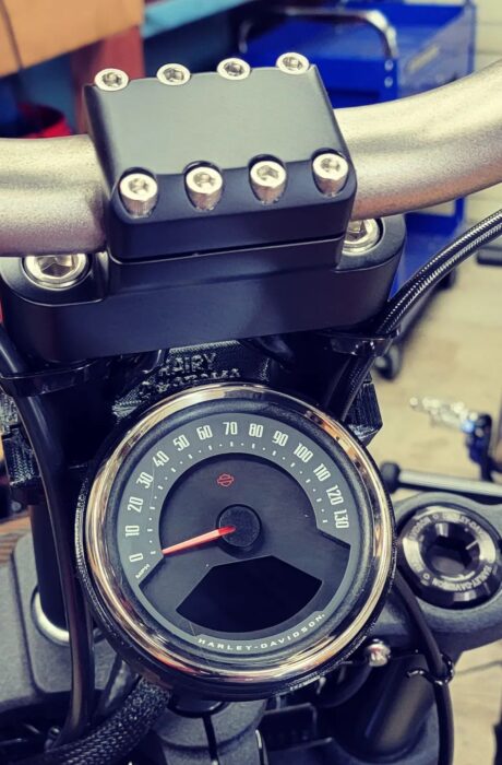Fat Bob Dash For Softail Digital Gauge – Hairy Customs
